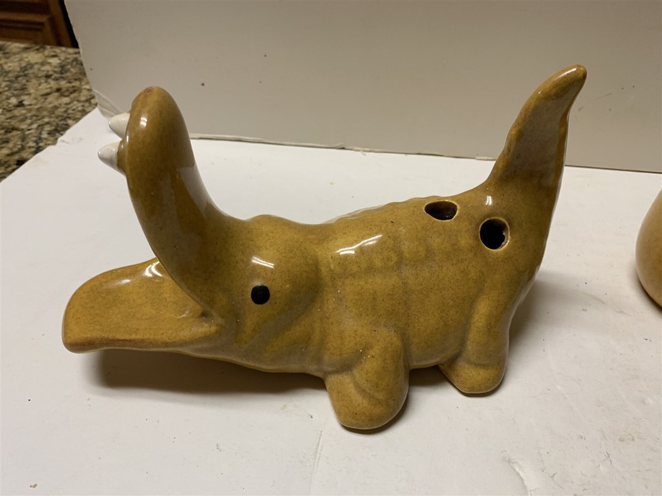 Ceramics of San Diego CA Pottery Alligator Toothbrush & Cup Bathroom ...