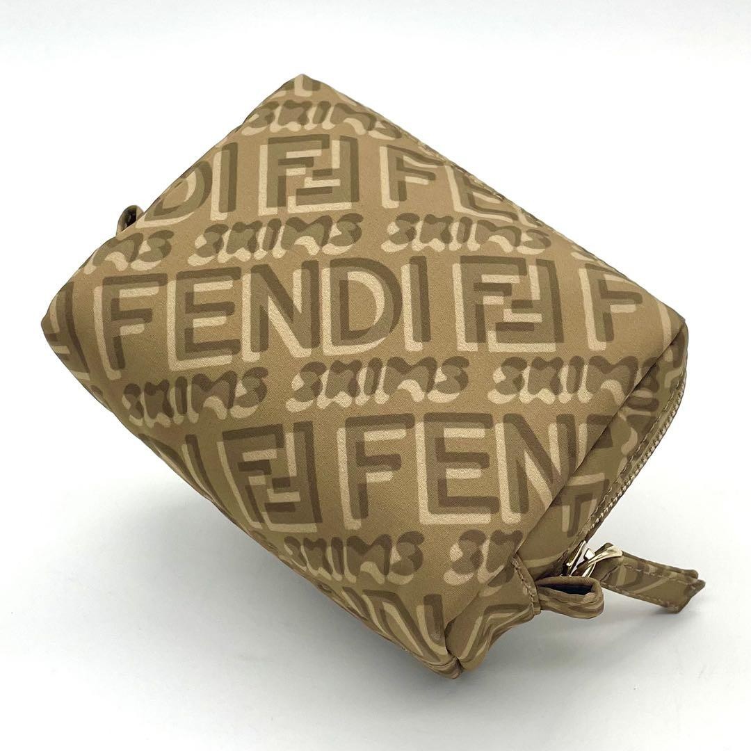 Rare FENDI FENDI x SKIMS Collaboration Cosmetic Pouch - Gem