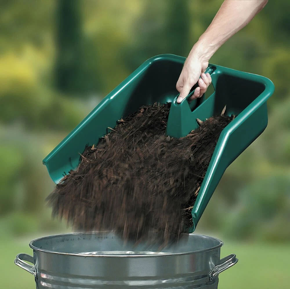 Garden Dustpan Scoop | Fasci Garden