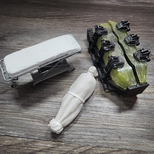 X-Files ALIEN POD w Action Figure Lot McFarlane Toys Alien Incubation ...