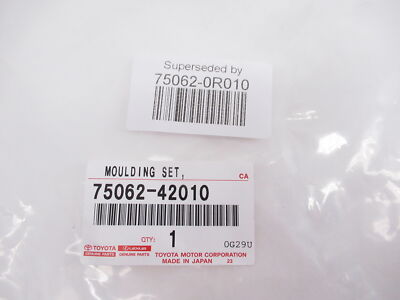 Genuine OEM Toyota 75062-0R010 Driver Rear Forward Wheel Arch Molding ...