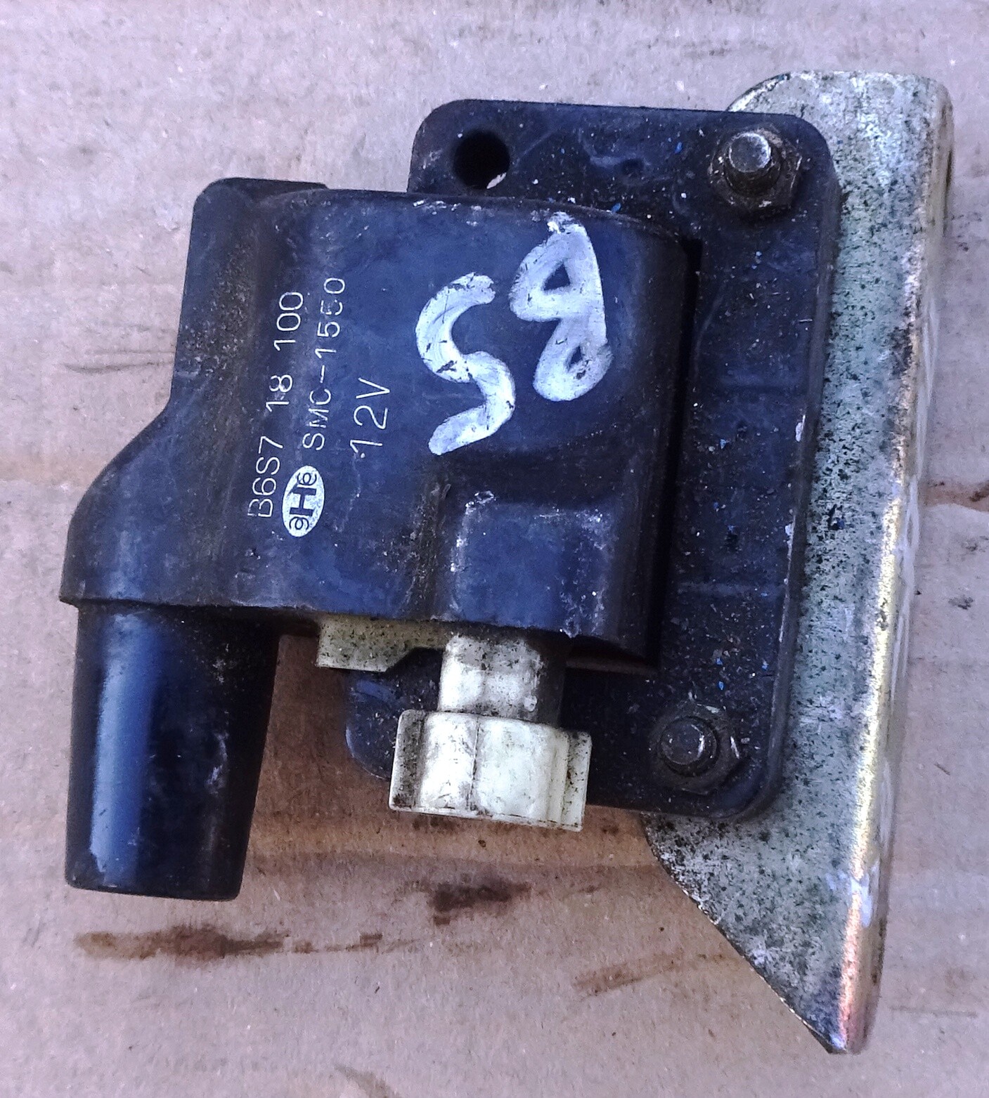 B6S7 18 100 IGNITION COIL IGNITER PACK FOR MAZDA 323 MODEL 1991 96 USED ...