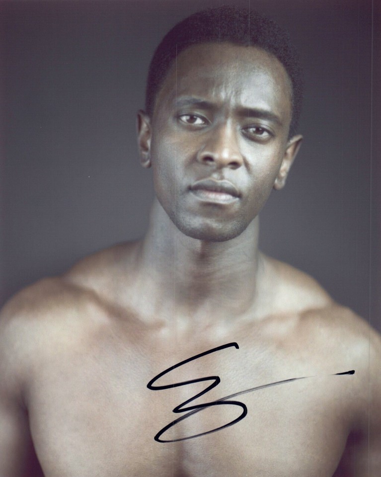 Edi Gathegi Signed Autographed 8x10 Photo Twilight Actor Shirtless COA ...