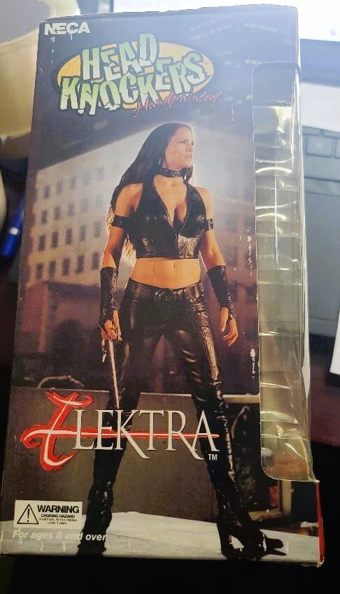 ELEKTRA Jennifer Garner MARVEL-NECA 8 INCH HEAD KNOCKERS FACTORY SEALED ...