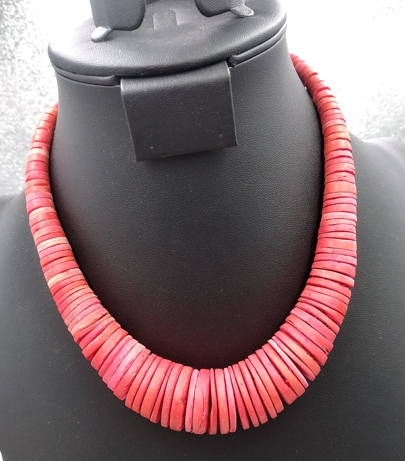 Rare Vintage Native American Graduated Red Dyed Wood … - Gem