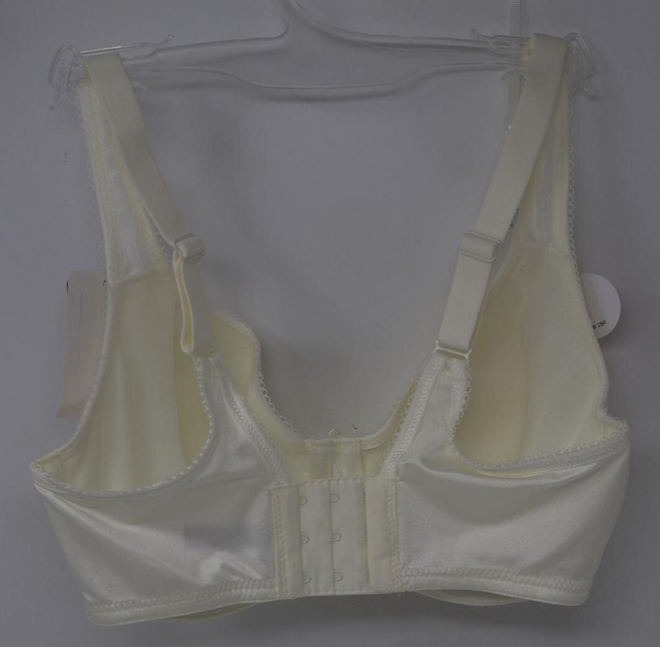 Wacoal Basic Beauty Spacer Underwire T-Shirt Bra 853192 Seamless Cups ...