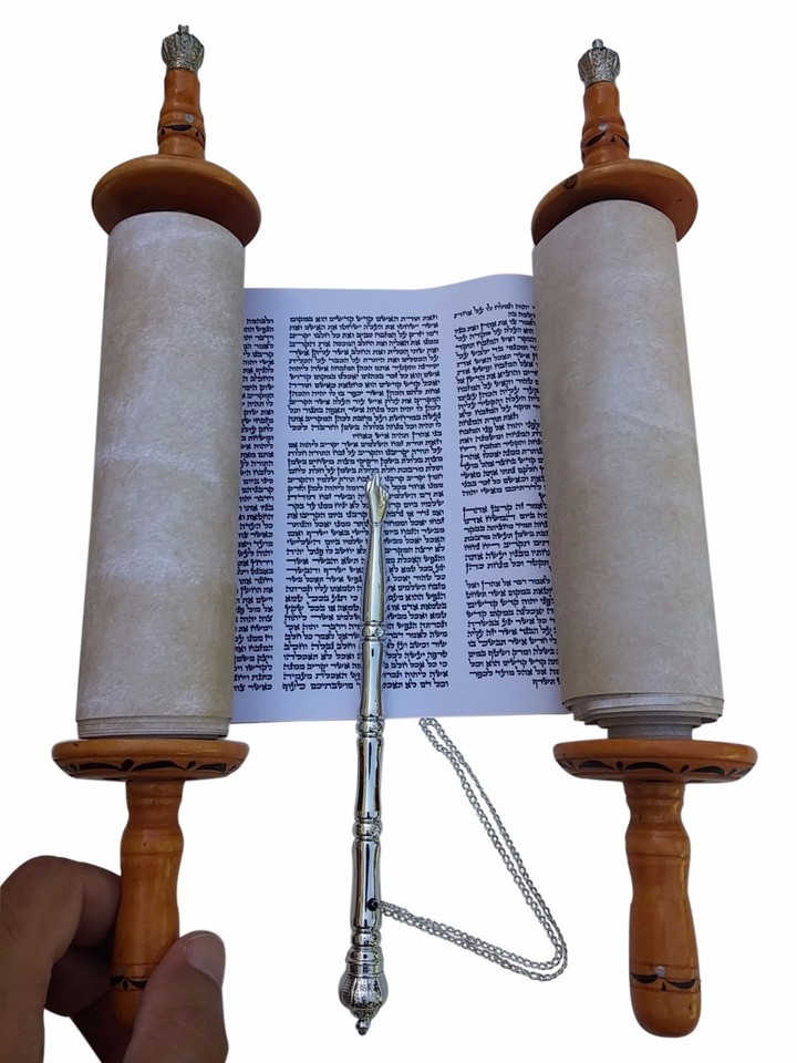 Beautiful Sefer Torah Scroll Hebrew Jewish Bible Judiaca 32 CM ...
