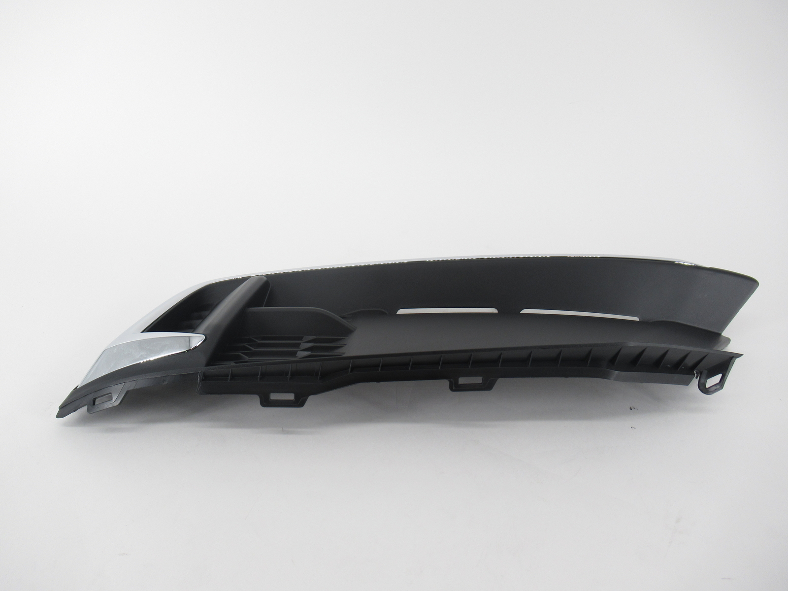 Genuine OEM Honda 71180-TBA-A50 Passenger RH Bumper Garnish 2019-2021 ...