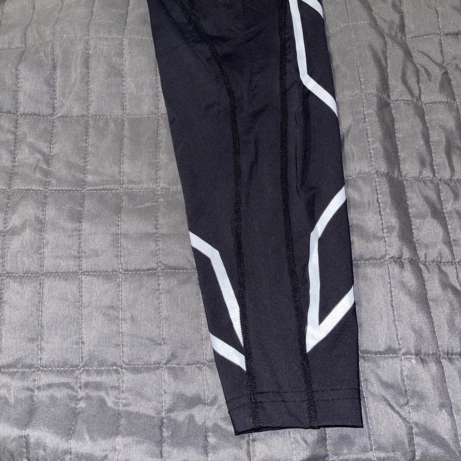 2XU Compression Tights Pants Mens 2XL Running Workout Recovery Gym ...