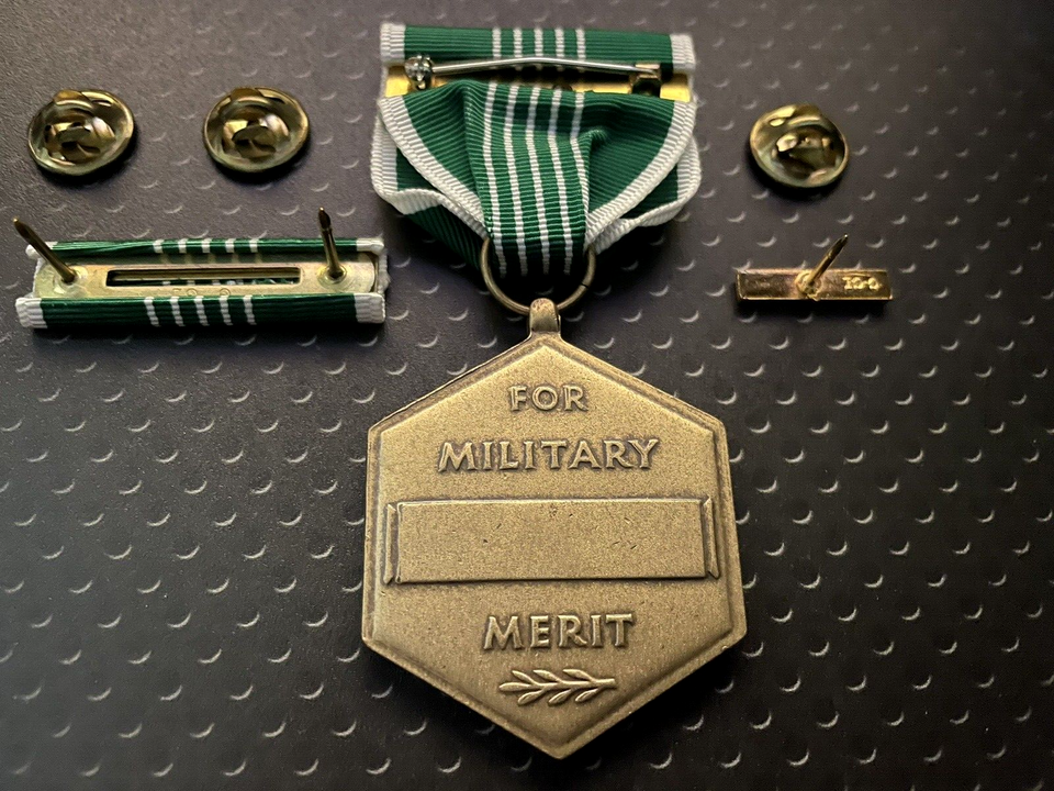 GENUINE U. S. ARMY COMMENDATION MEDAL (FULL SIZE) RIBBON , LAPEL PIN ...