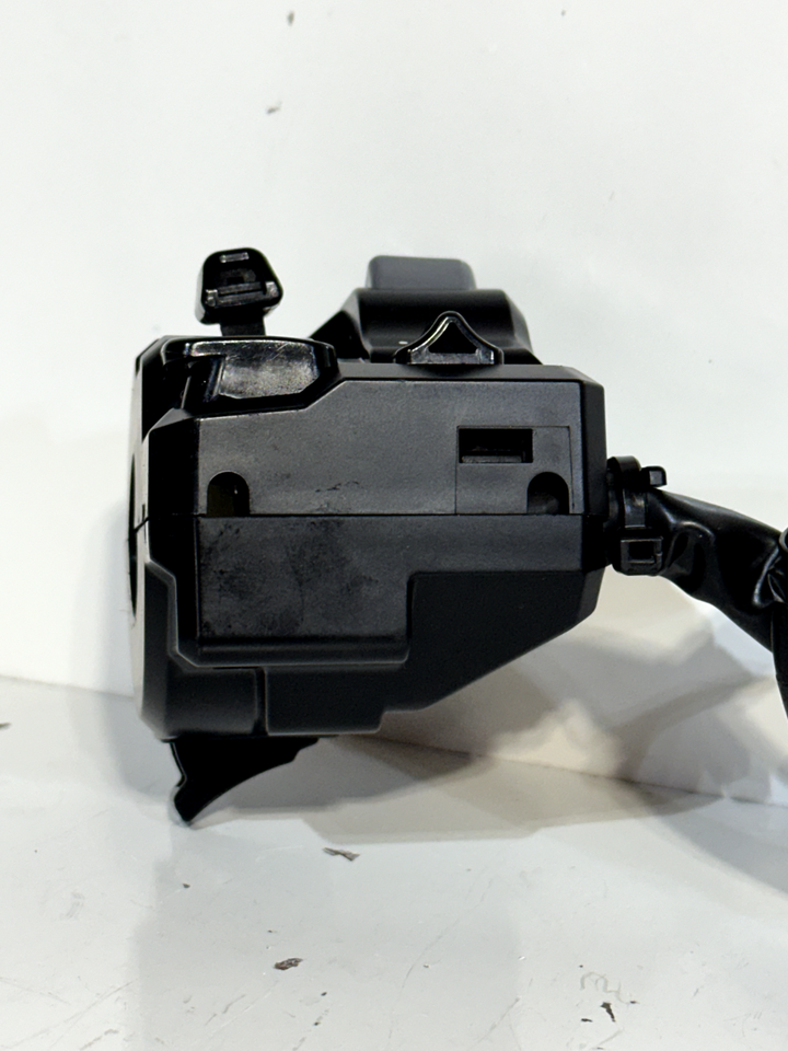 2020-2024 YAMAHA YZF R1 R1M OEM LEFT BAR CONTROL HEADLIGHT HORN SIGNAL ...