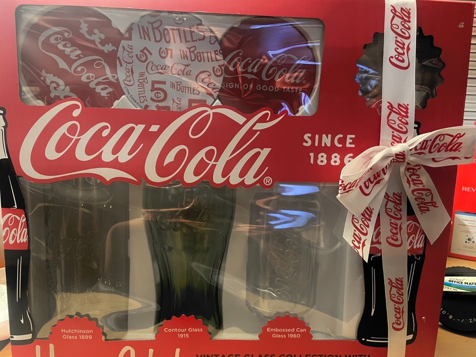Vintage Coca Cola Assorted Glass Collection With Coasters And Pretzels ...