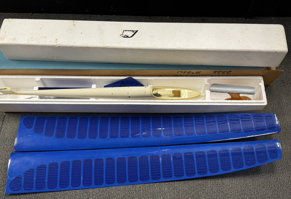Excellent Vintage Hobie Hawk RC Remote Control Sailplane / Glider w ...