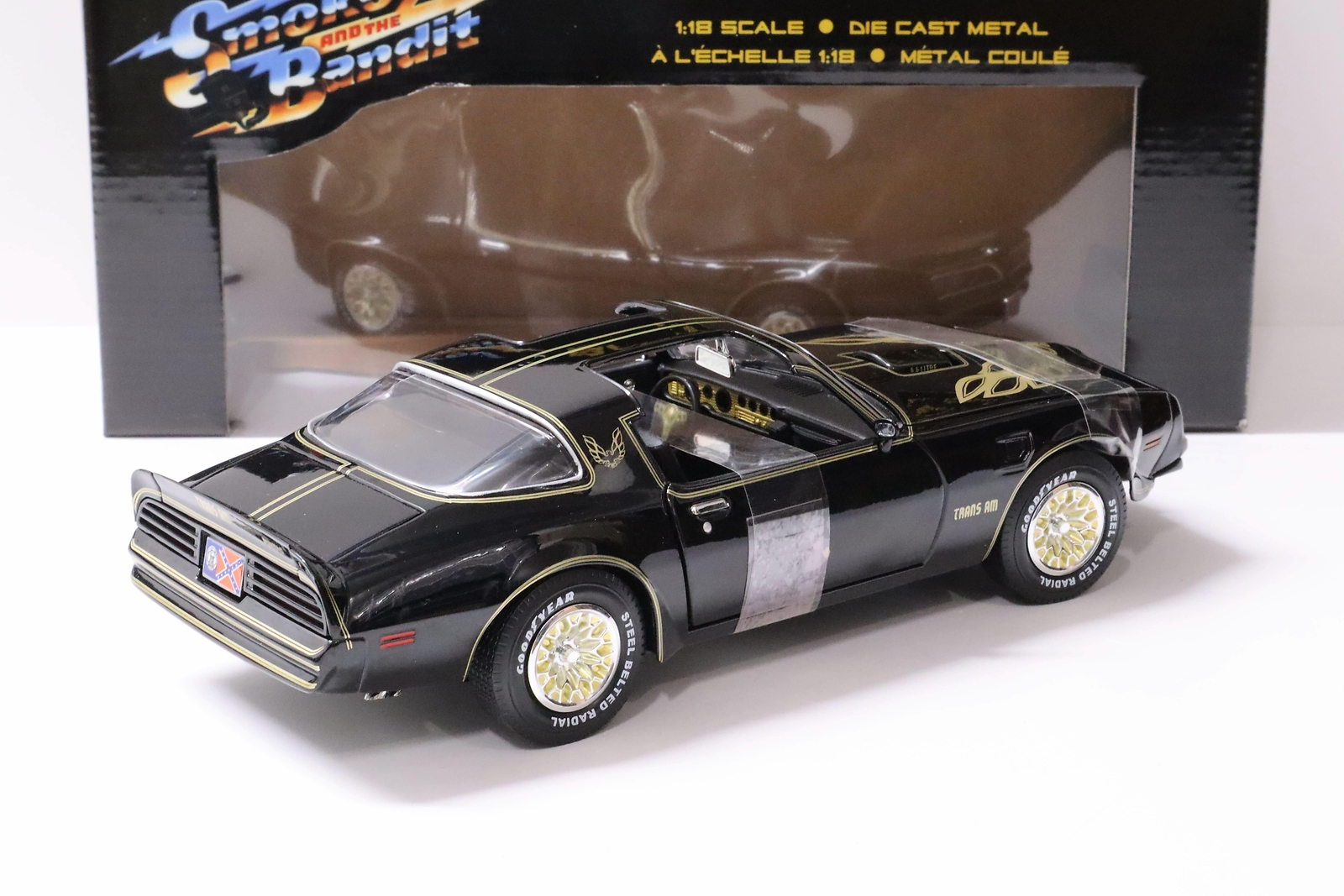 118 ERTL Joyride 1977 Pontiac Trans AM Smokey and the