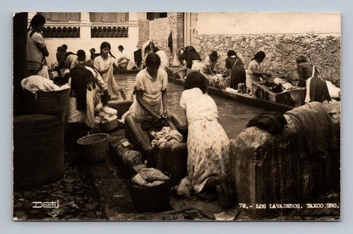 Mexican Washer Women in Taxo "Los Lavaderos" RPPC Vintage Photo ...
