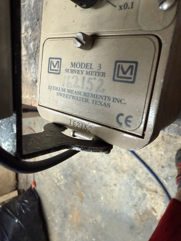 Radiation Detector - LUDLUM Model 3 with 44-9 Pancake Geiger Probe ...