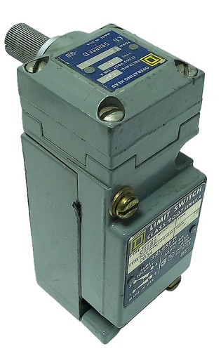 Square D 9007C54B2 600 V 10 A Rotary Gear Limit Switch 785901500742| eBay