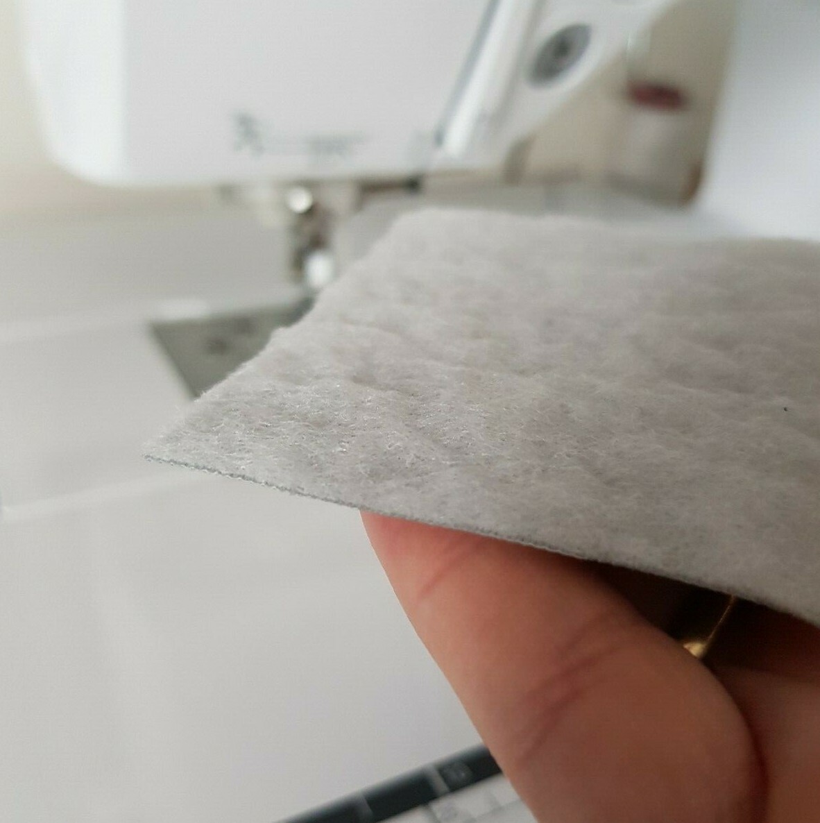 Vlieseline H630 Iron On Soft Fleece Batting Vilene Low Loft Fusible ...