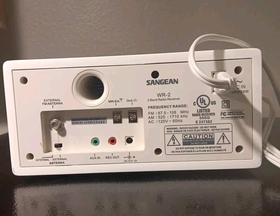 Sangean WR-2 RDS FM/AM Digital Radio Receiver Table Top White/Cream ...