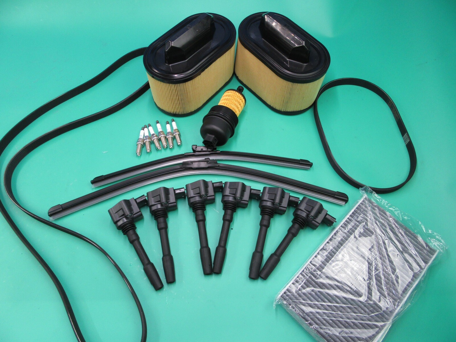 Maserati 3.0 V6 engine Ghibli Service kit spark plugs coils filters ...