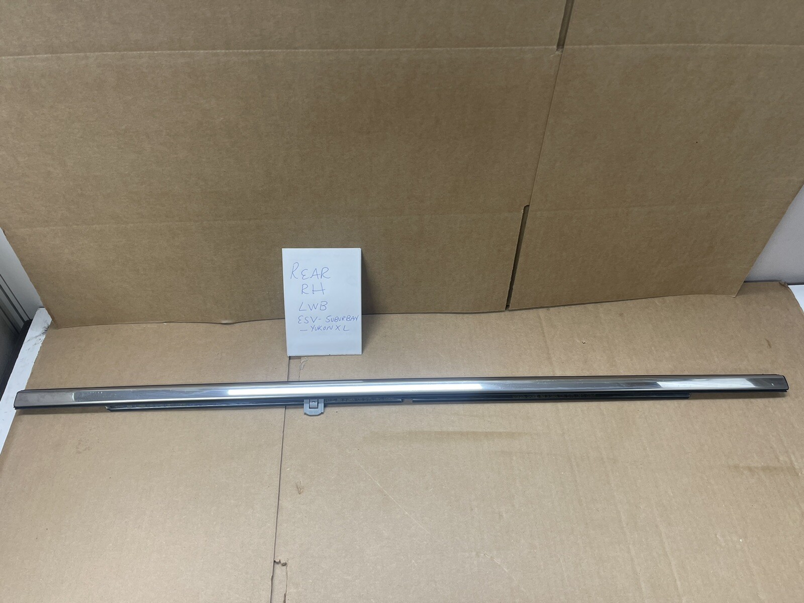 15-20 Escalade ESV Yukon XL Suburban Rear DOOR-Body Molding RH Side OEM ...