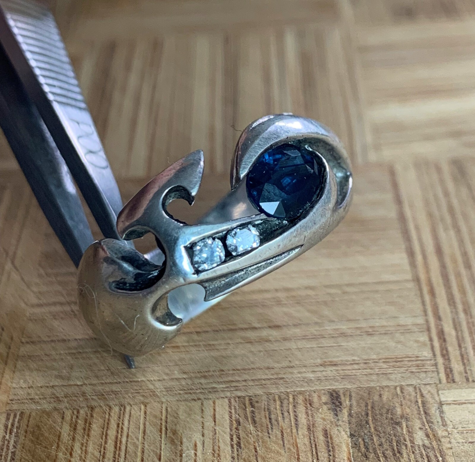 Vintage Modernist Designer Swirl Cut-out ring 1.97ct … - Gem