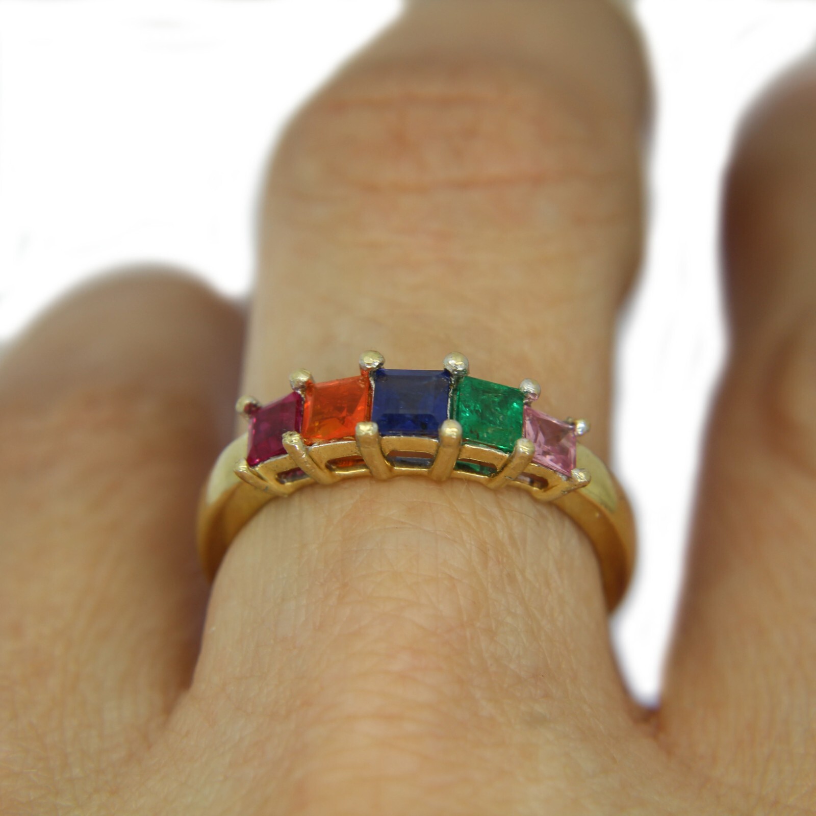 Stunning Acrostic ROSES Eternity 18ct Yellow Gold Ring size N ~ 6 3/4 ...