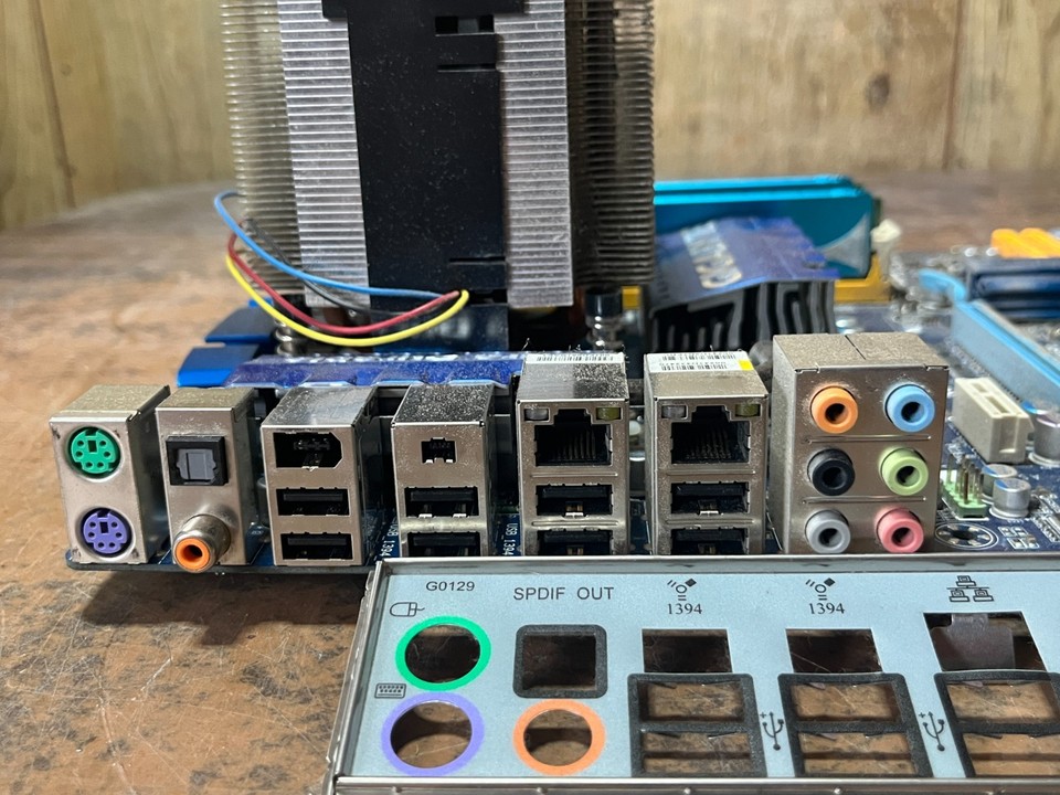 Gigabyte GA-EP45-UD3P LGA775 Motherboard ATX DDR2 With Intel E4300 | eBay