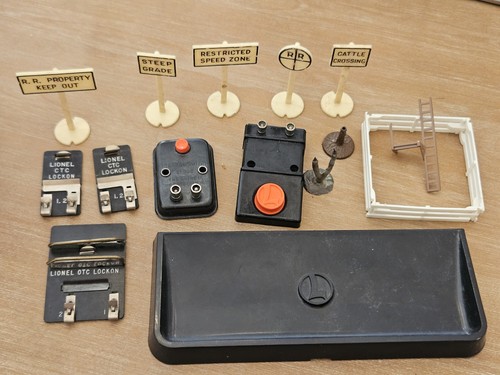 Vintage Lot 1950's LIONEL TRAIN TRACK ELECTRONIC PARTS Accessories ...