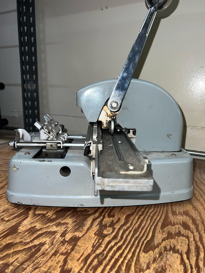 Addressograph Model 350 Dog Tag Machine Graphotype Manual Military ID ...