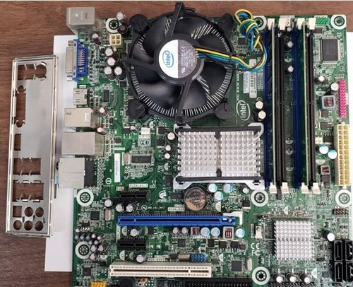 Intel Motherboard DG43GT LGA775 Q8300 2.5Ghz CPU, IO Shield, 3G DDR2 ...