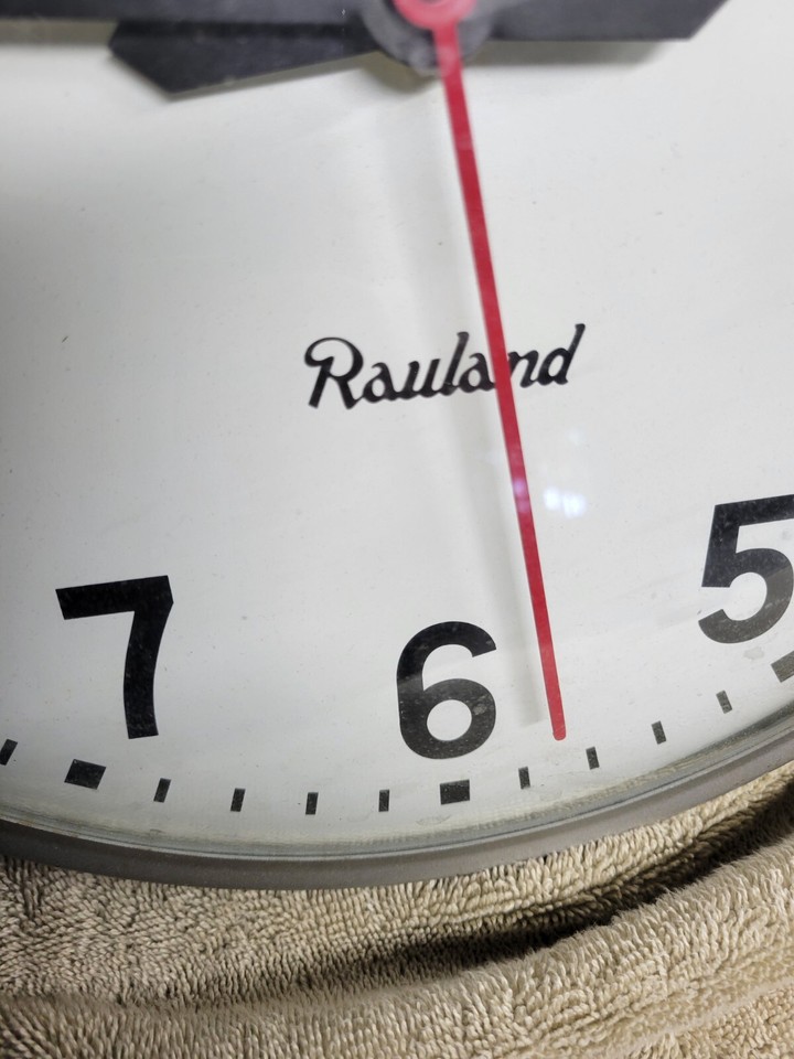 Vintage Rauland Wall School Shop Clock 13 Inches Glass | eBay