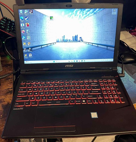 MSI GP63 laptop 15.6" Intel 8750H 16gbDDR4 Nvidia GTX 1070 READ ...
