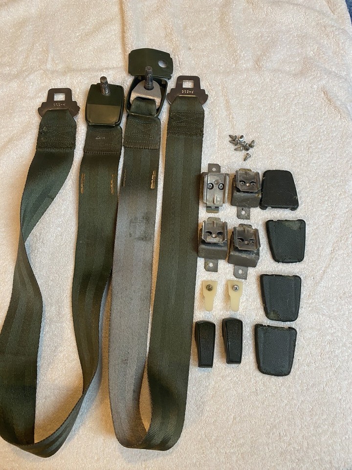1967-76 A-BODY Mopar 70 VALIANT DART Duster UPPER SEAT BELTS+ Clips+ ...
