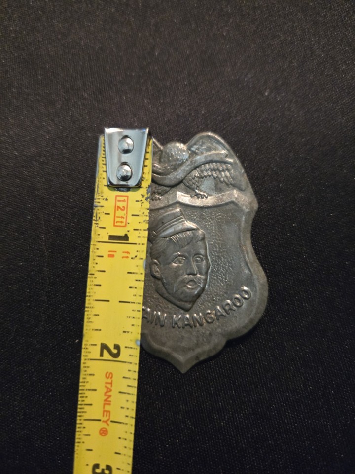 Vintage 1950's Captain Kangaroo Metal Tin Badge Pin | eBay