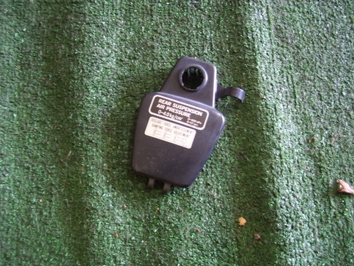 Honda VF 1100 S V65 Saber SC17 1984 - Tool box cover 50323-MB3-300 #16 ...