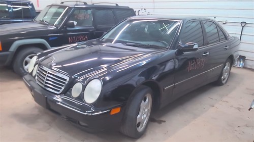 LATCH ASSEMBLY ONLY! Driver Front Door 210 Type Station Wgn E320 Fits ...