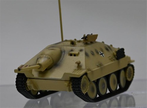 1/72 Scale 3R WWII German Jagdpanzer 38(t) Hetzer tank yellow livery ...