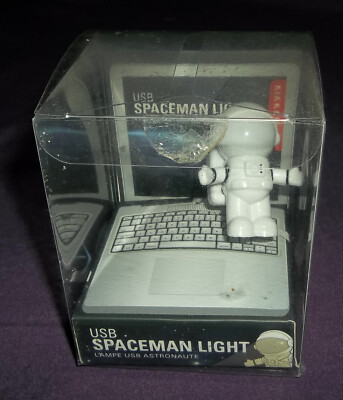 SPACEMAN LIGHT USB LAPTOP TABLET CAR 12 LUMENS FLEXIBLE USB CORD - NEW ...