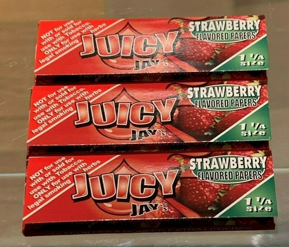 JUICY JAY'S STRAWBERRY ROLLING PAPERS 3 PACKS 1 1/4 SIZE (32 PAPERS PER ...