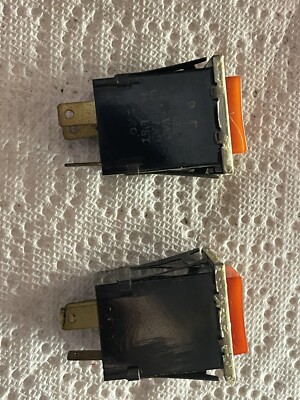UND LAB INC ~01-15-1062 ~ RED PUSH SWITCH 8 1/2 AMP 125 VAC (lot Of 2 ...
