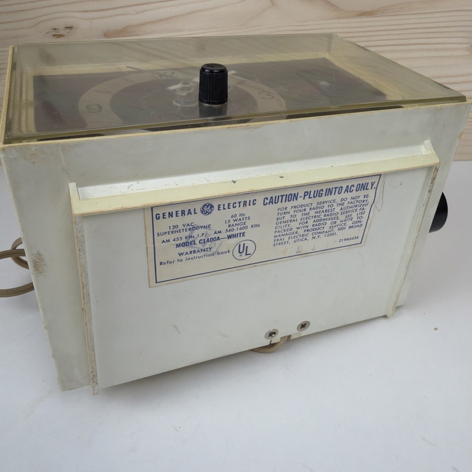 VTG MCM Mid-Century General Electric GE AM Radio Alarm Clock Model ...