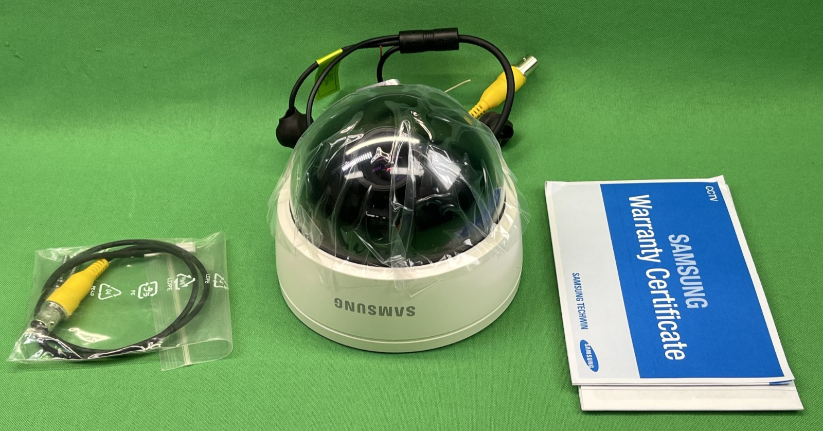 Samsung 700 TVL Premium Resolution Dome Camera 2.8-11mm Len - SCD-2081N ...