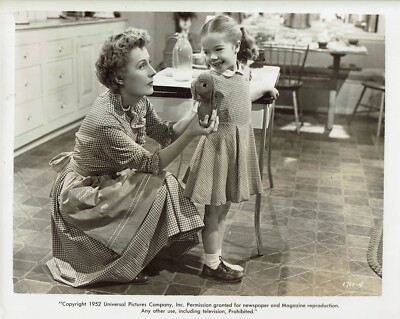 Irene Dunne Sandy Descher It grows on trees vintage photograph 10 x 8 ...