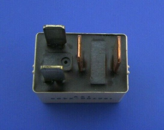 Suzuki Swift DENSO Relay White 4pin 12v 156700-2480 | Compra online en eBay