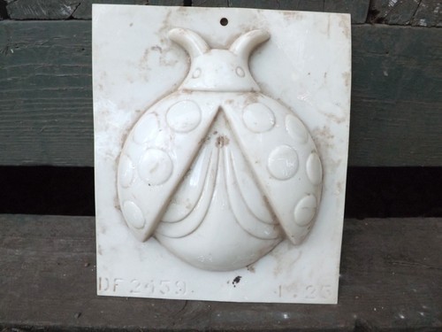 Vintage Lady Bug Open Wing MCM Plastic Plaster Paris Chalkware Mold ...
