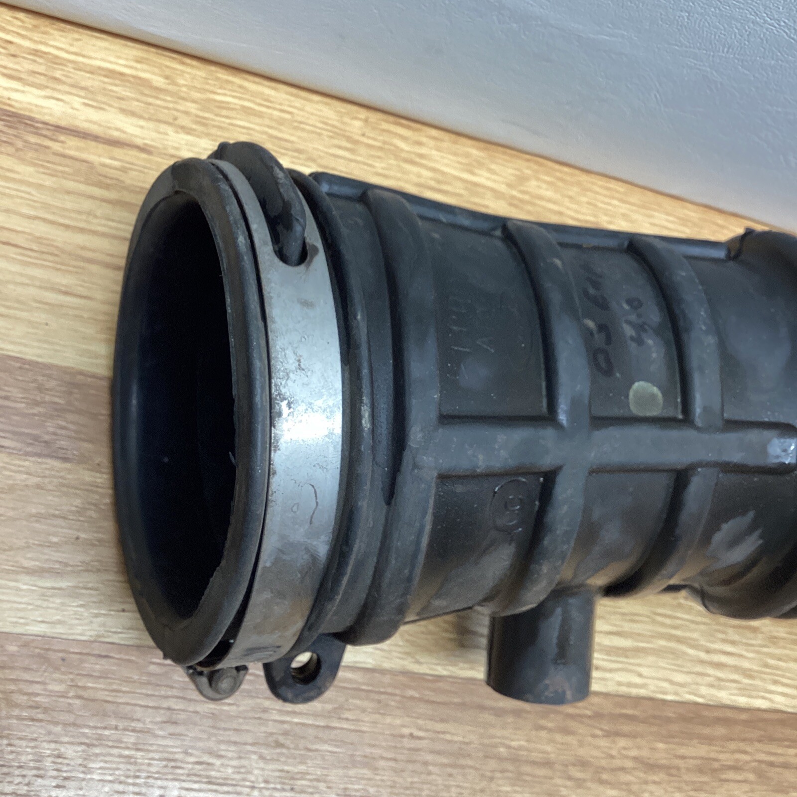 02-05 Ford Explorer Sport Trac Air Cleaner Intake Hose Tube 2L54-9R504 ...