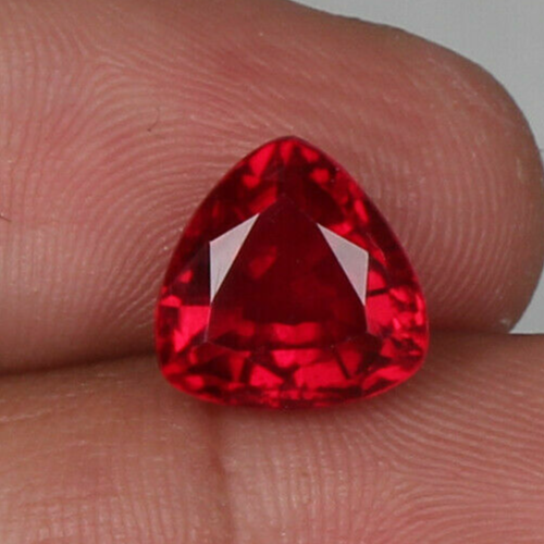 2.70 Ct. Flawless Natural Blood Red Ruby Mozambique Trillion Cut Loose ...