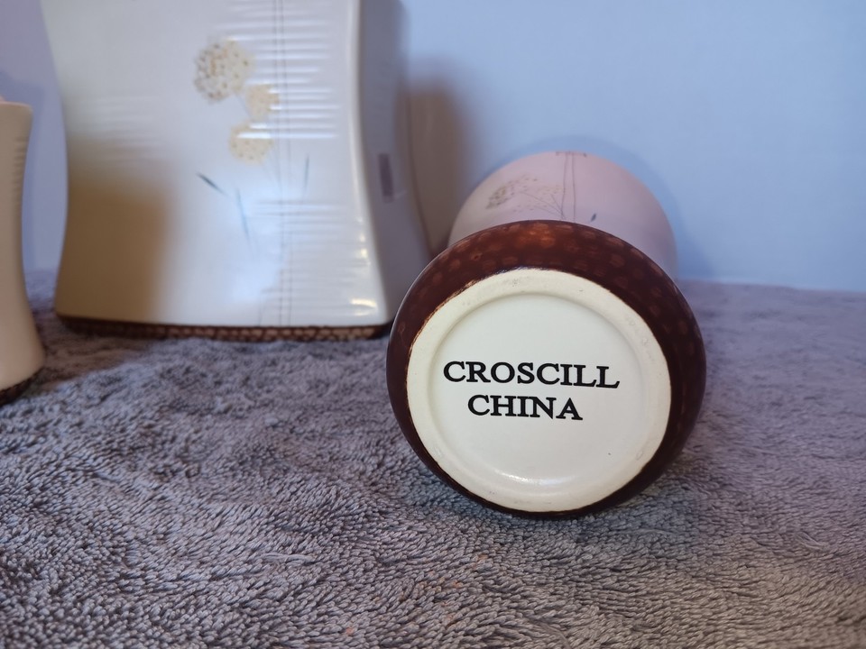 Croscill Home Bathroom Accessory Set 3pc Tissue Box Holder, Toothbrush ...
