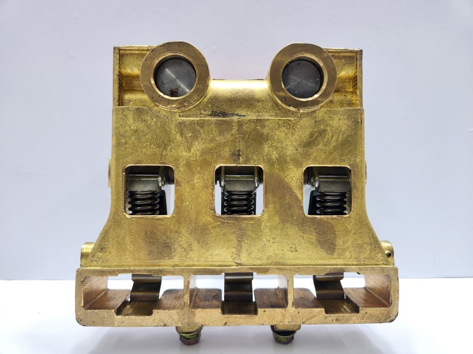 GENERAL ELECTRIC 752 BRUSH HOLDER 752 DC MOTOR 41C632667G1 GE752 | eBay